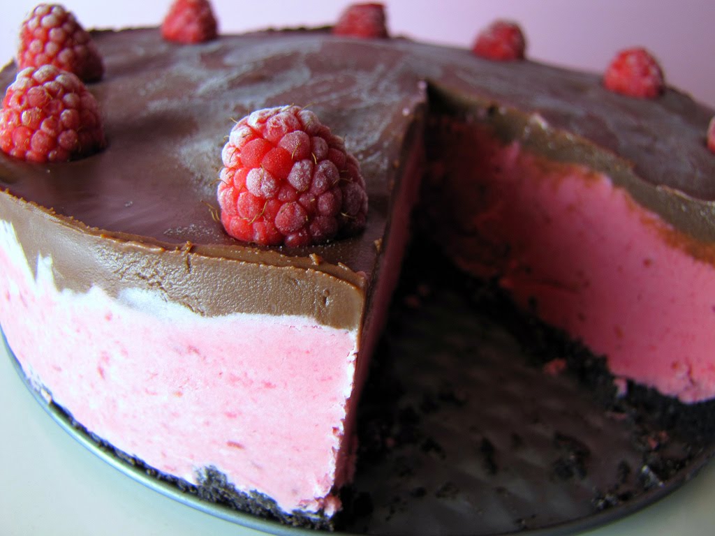 raspberry-ice-cream-cake - So Good Blog