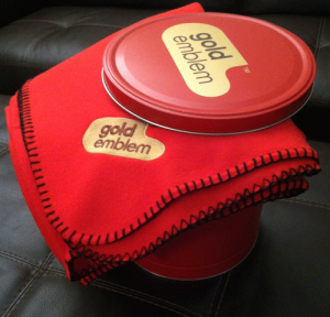 Review: CVS Gold Emblem Vanilla Bean Coffee Cookies, Maple Leaf Creme ...