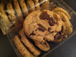 Review: CVS Gold Emblem Vanilla Bean Coffee Cookies, Maple Leaf Creme ...